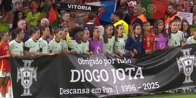 Tribute Mengharukan Portugal: Tim Nasional Pakai Gelang Kenang Diogo ...